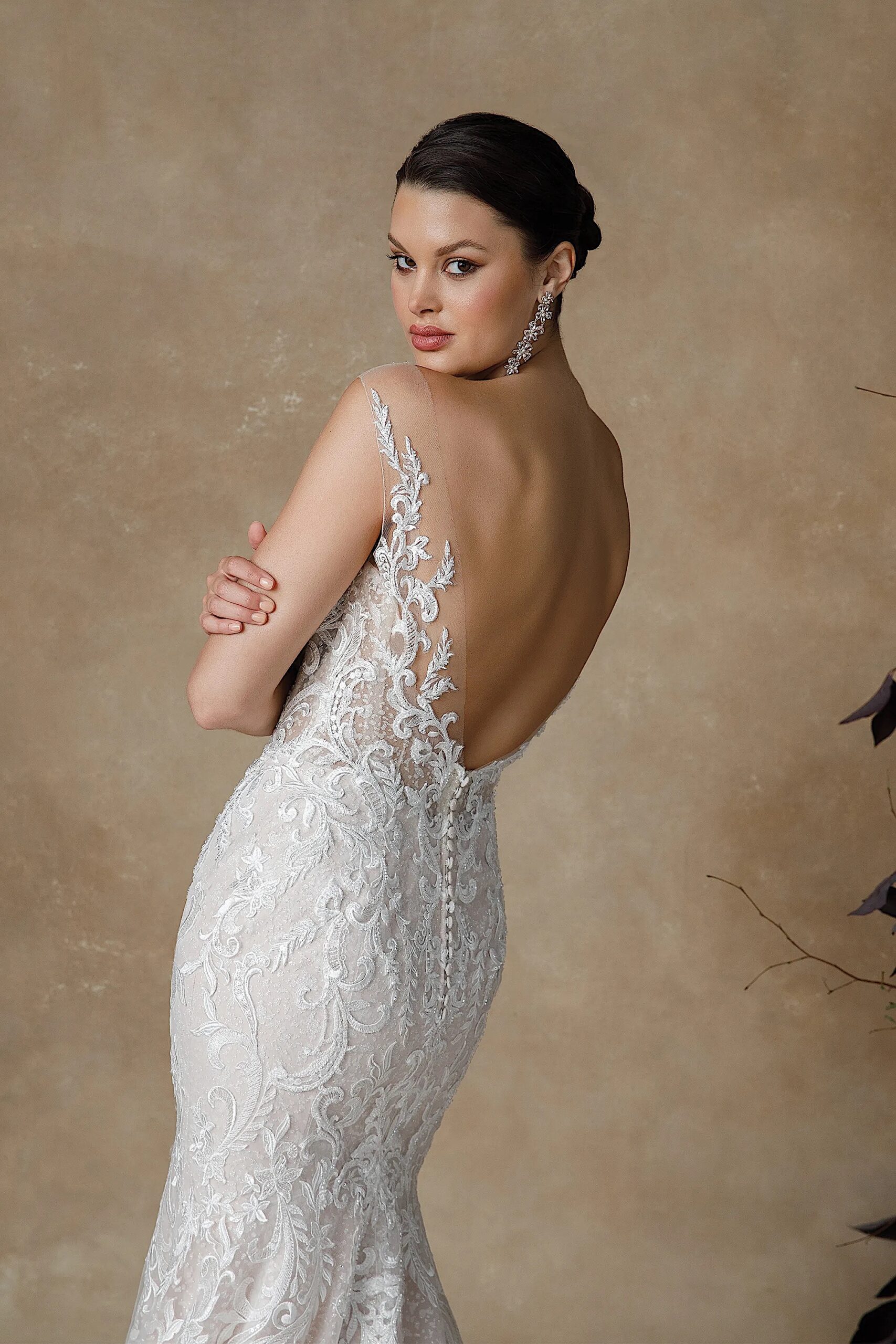 B22408 - Diva Bridal Boutique