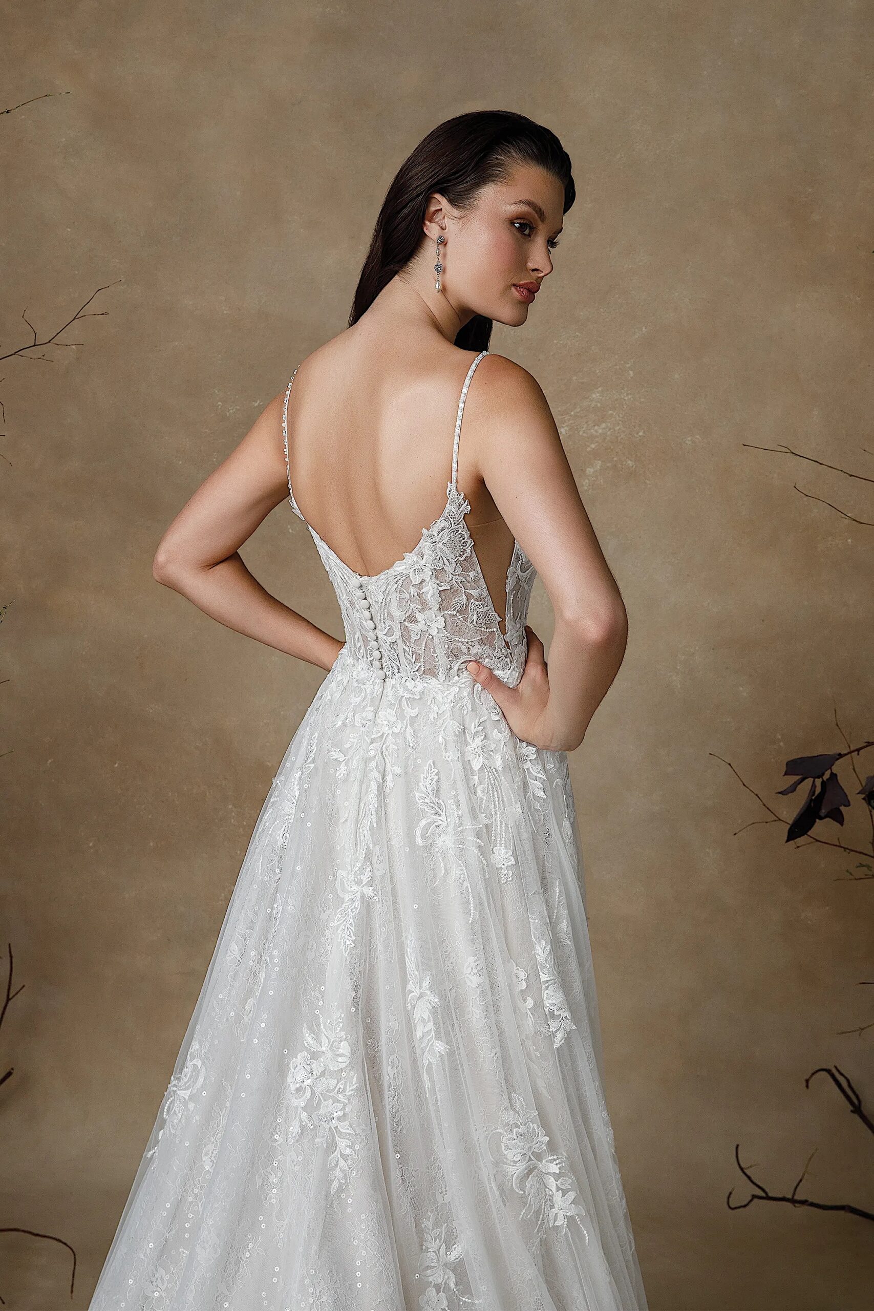 B224204 - Diva Bridal Boutique