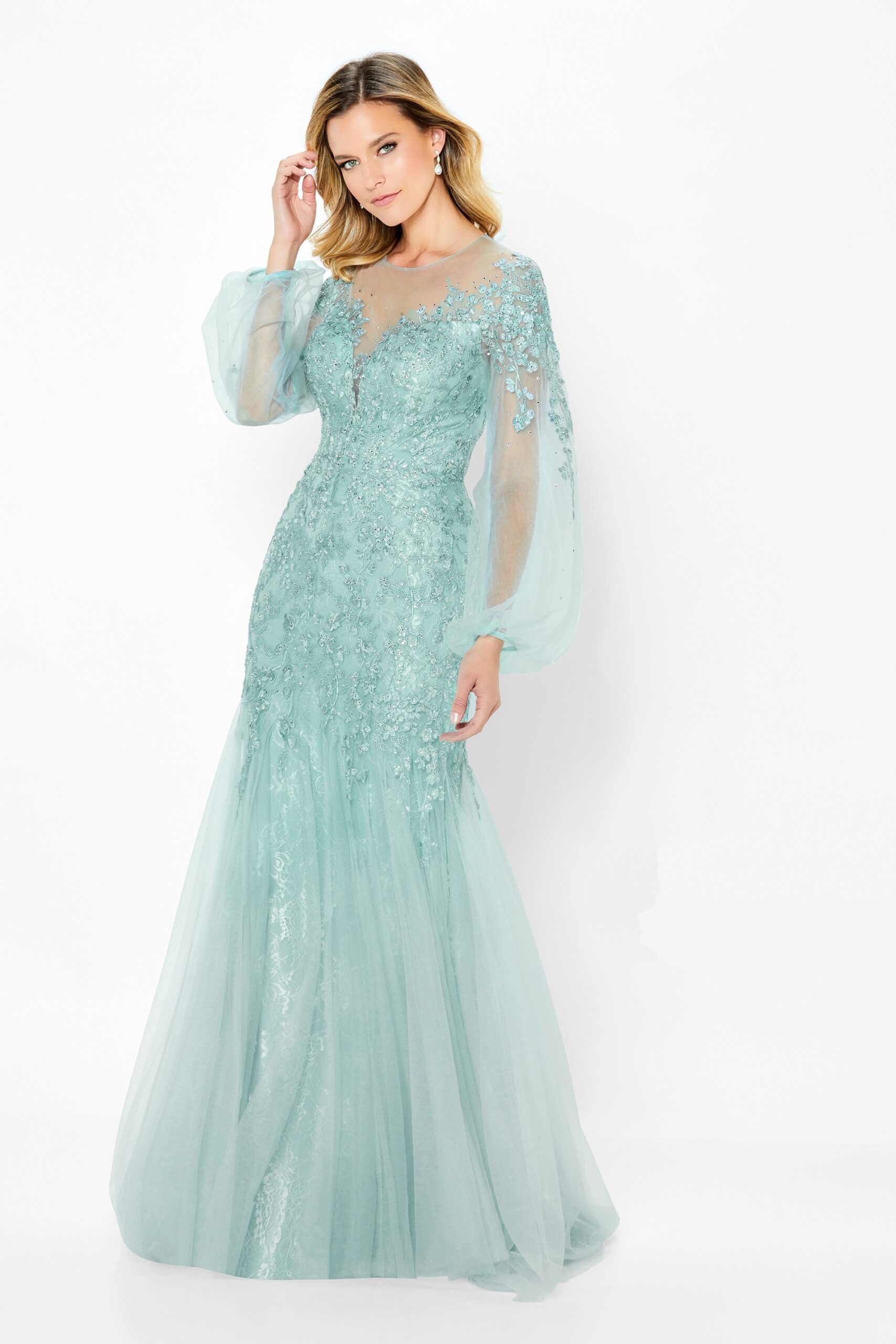 M12313 - Diva Bridal Boutique