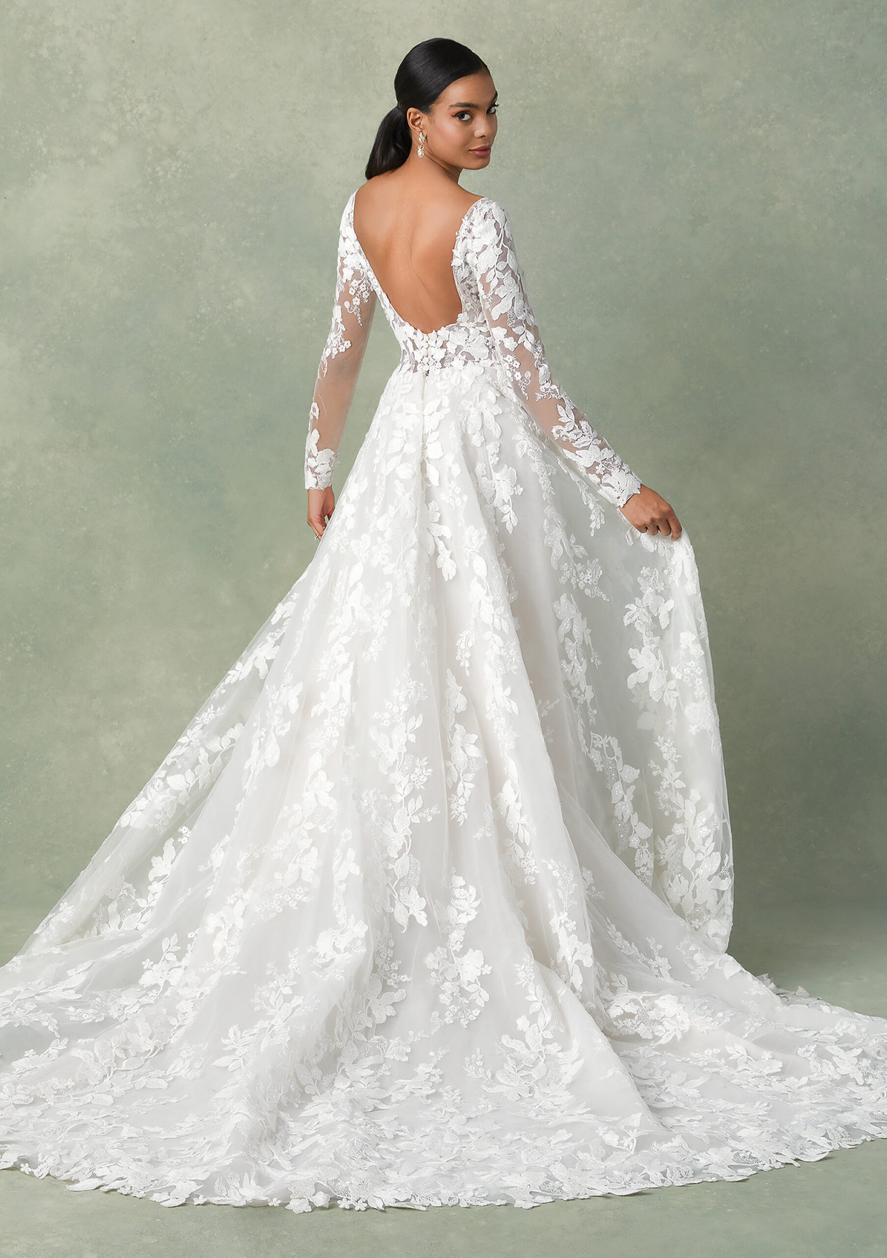 B123201 - Diva Bridal Boutique