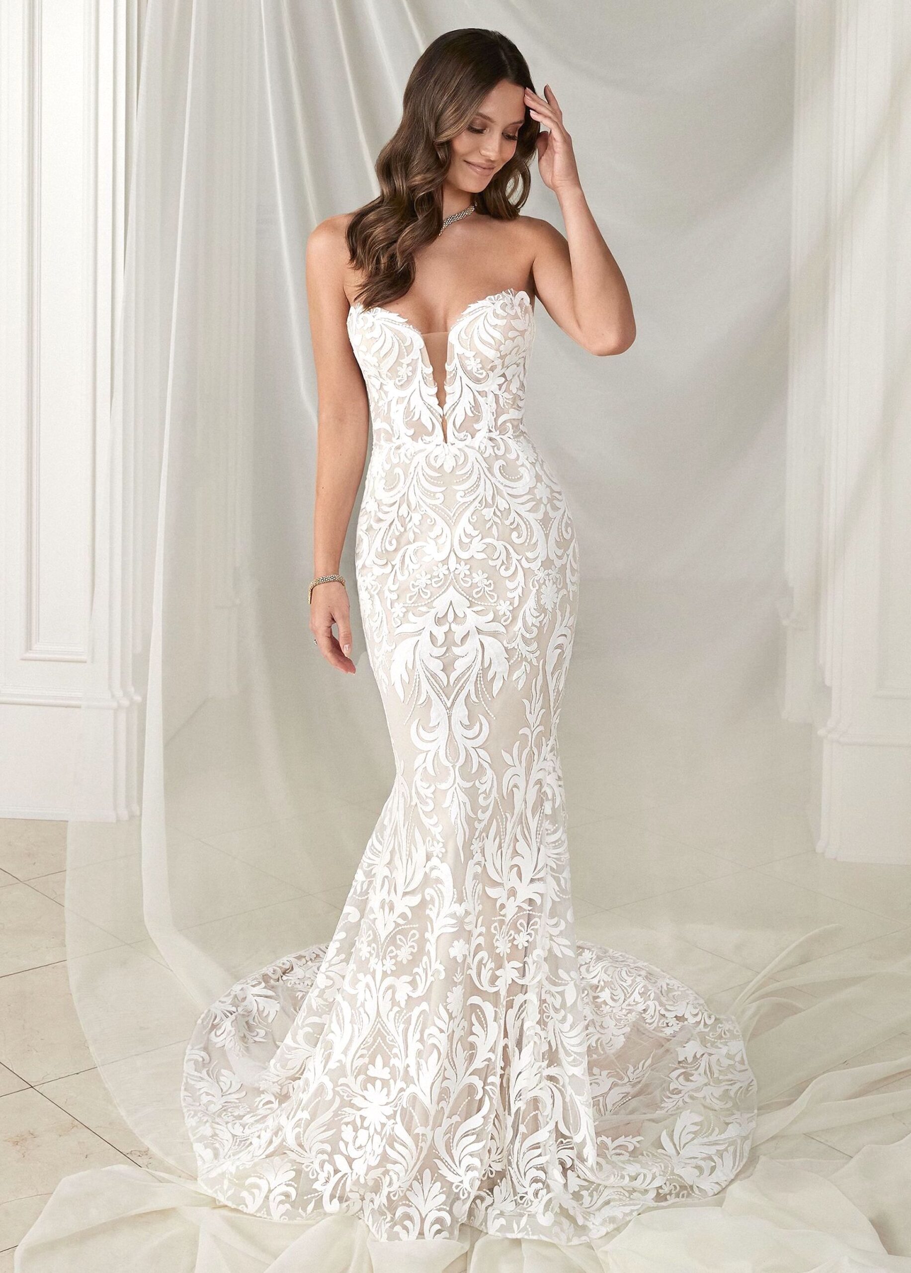 B12308 - Diva Bridal Boutique